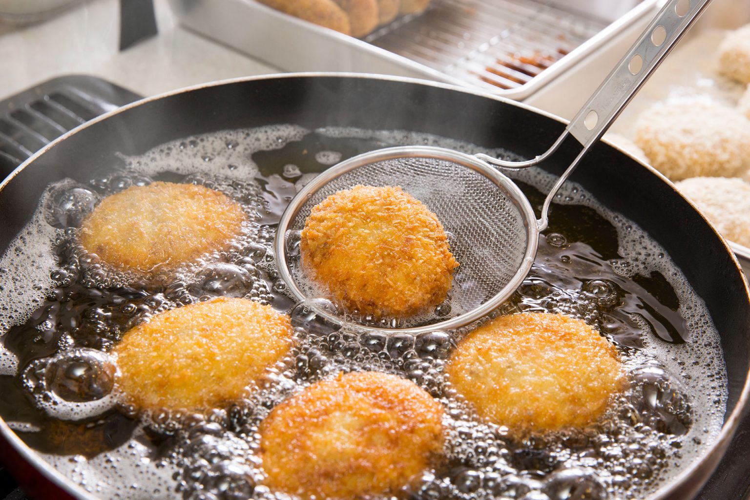 A Hidden Lung Cancer Risk Few Consider: Cooking Oil Fumes – SCIFAA